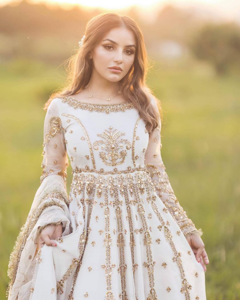 Latest Wedding Maxis Long Tail Dresses 2025 Designs Collection