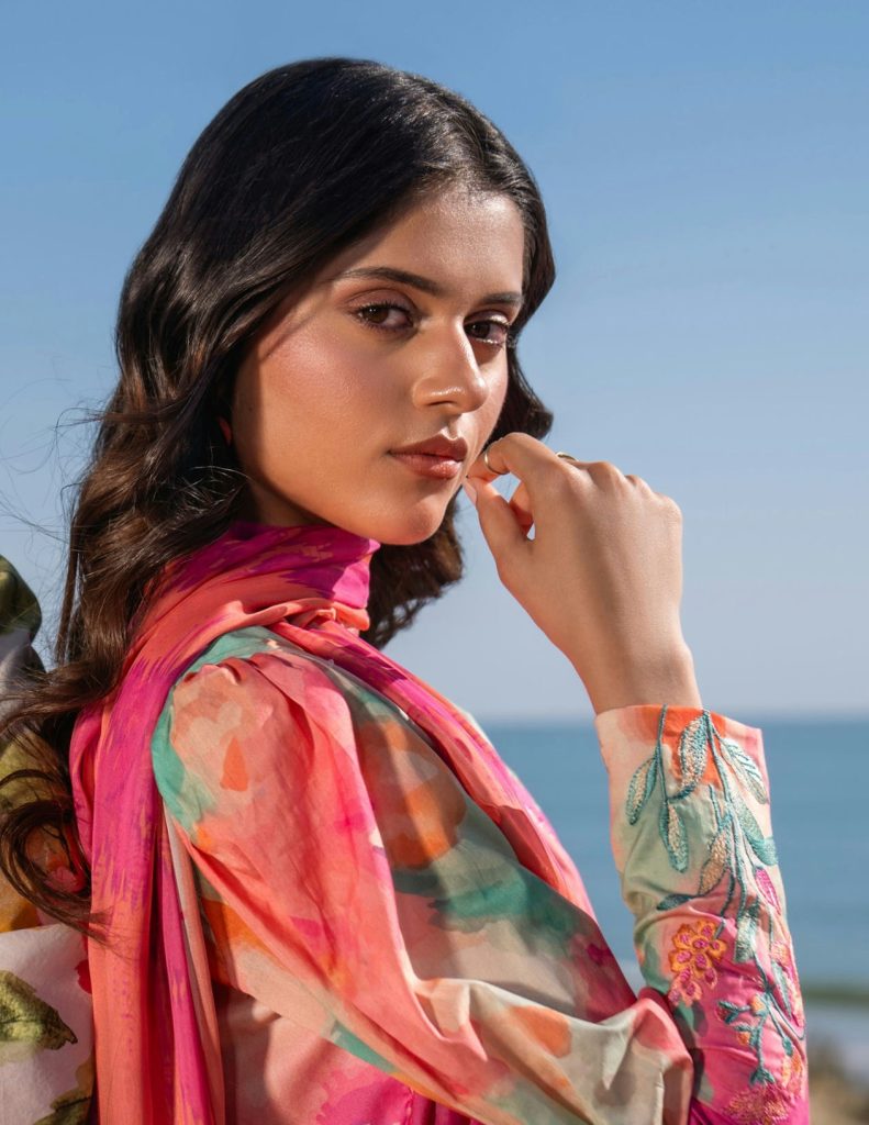 Sapphire Lawn Beautiful Printed Summer Dresses Collection 2024 (1 ...