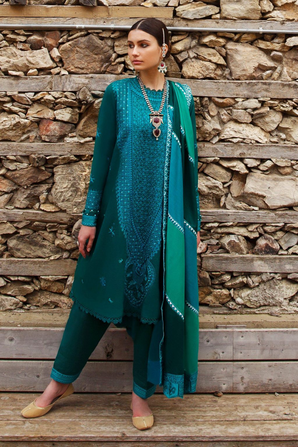 Elan Lawn Spring Summer Collection 2021- Luxury Designer Lawn Suits (57 ...