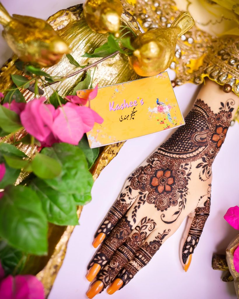 Kashee's Stylish & Fancy Mehndi Designs Collection (20) - StylesGap.com