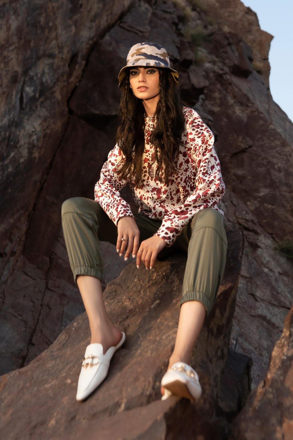 Top Pakistani Trends in Women's Western Wear Dresses (1) - StylesGap.com