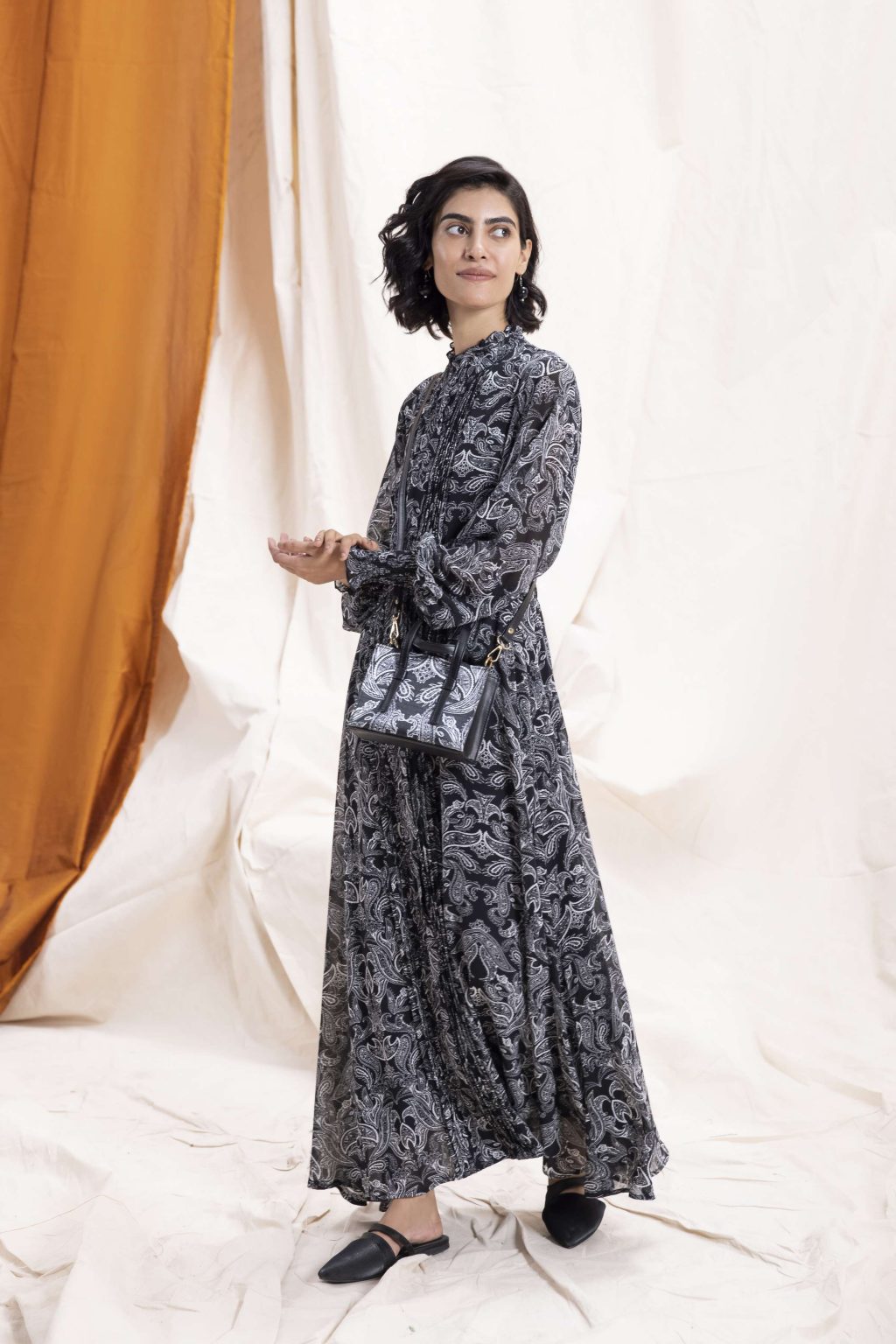 Top Pakistani Trends in Women's Western Wear Dresses 2021