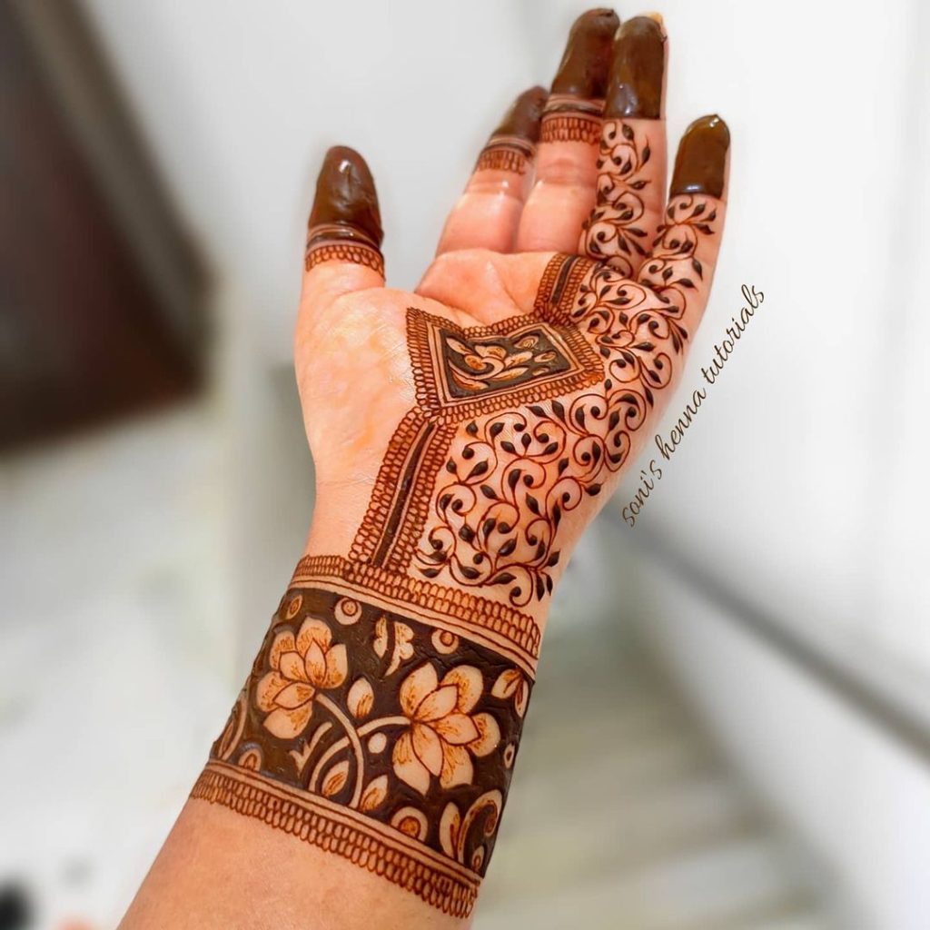 Geometric Pattern Mehndi Designs (2) - StylesGap.com