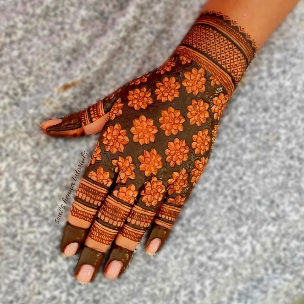Heavy Net Jaal Mehndi Designs & Styles (5) - StylesGap.com