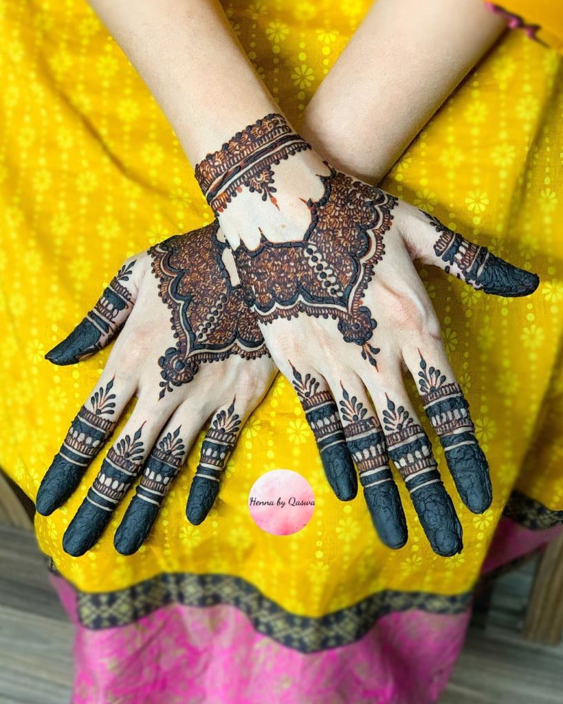 Stylish Tribal Mehndi Designs Latest Collection (1) - StylesGap.com